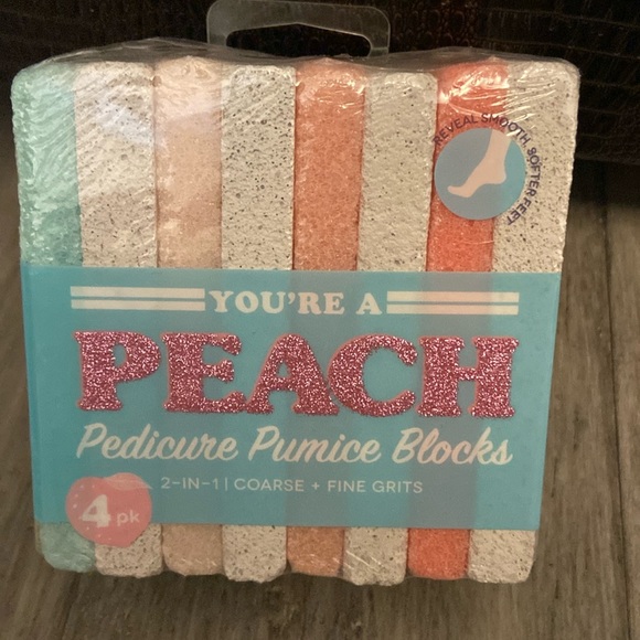 Bath & Body | Nwt Youre A Peach Pedicure Pumice Blocks 2in1 Coarse Fine ...
